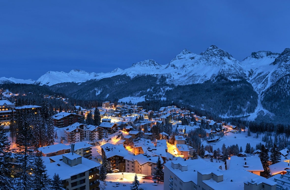 Apres-Ski in Arosa - Best Bars & Restaurants | Ultimate Ski