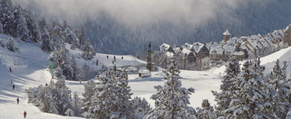 Where to Ski in the Pyrenees - Ultimate Ski